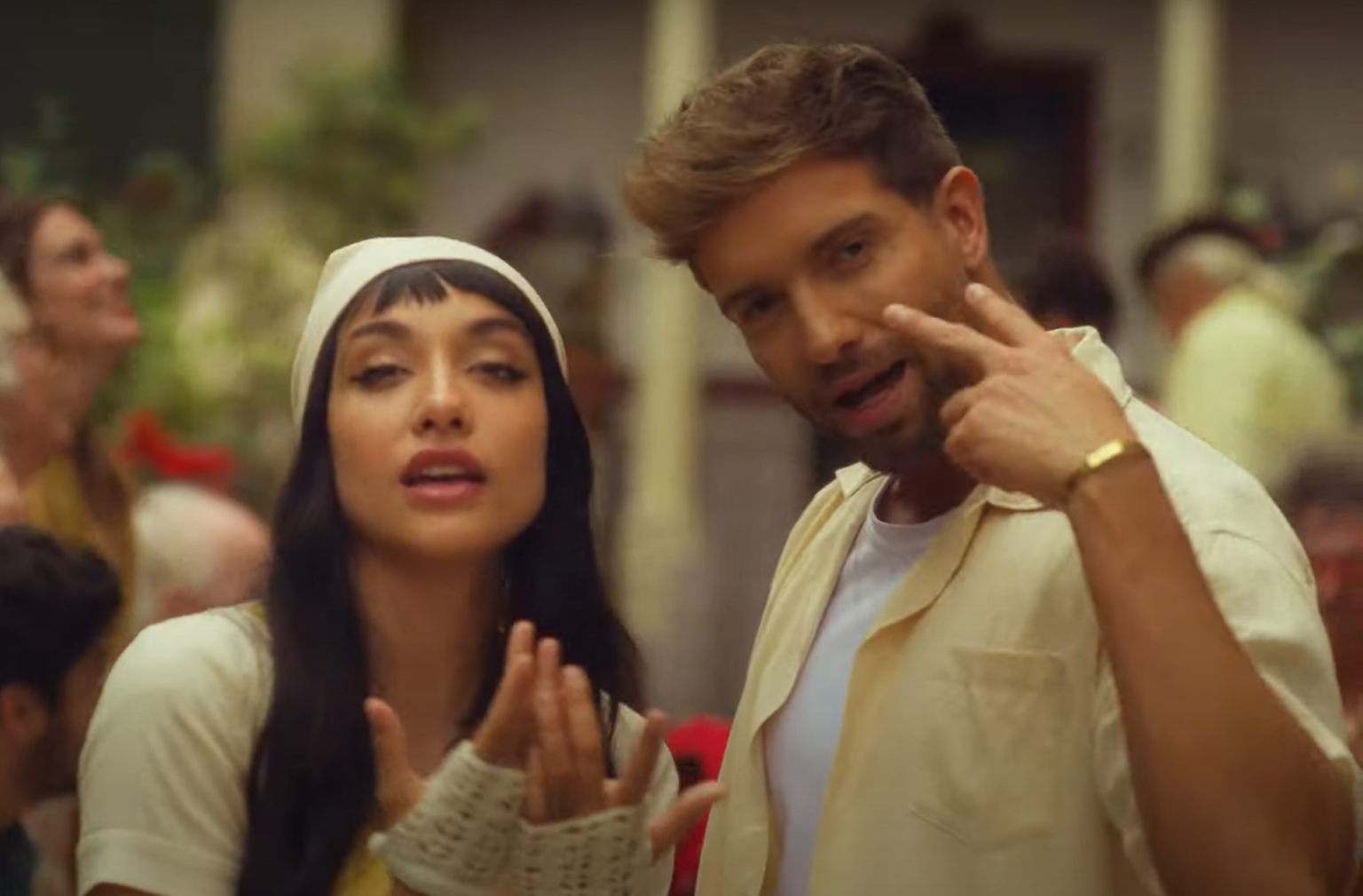 Pablo Alborán Y María Becerra Se Unen Para Interpretar “amigos